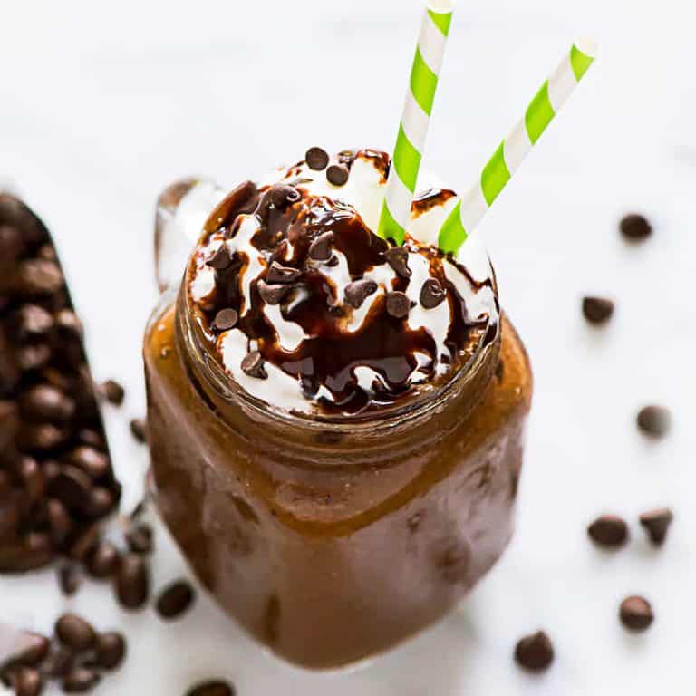 How To Make Java Chip Frappuccino Starbucks Style | BigCupOfCoffee.com